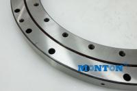 China XU080149 101.6*196.85*22.22mm Robotics Slewing Bearings Solar Tracker Se Series Slewing Drive for sale