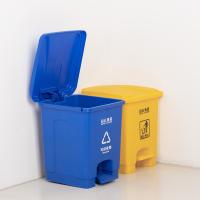 China Outdoor Dustbin Cleaning Products Wholesale 15L 25L 35L 45L 55L Plastic Foot-control PedalFood Medical Classification Waste Bins for sale