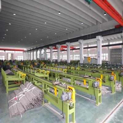 China 304L Stainless Steel Bright Annealed Seamless Tube 6-508mm OD 0.5-25mm Wall for Oil Refinery Applications for sale