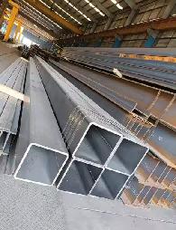 China 304 & 316L Stainless Steel Hollow Square Tubes - Custom Sizes 8-32 inch with Multiple Wall Thickness Options for sale