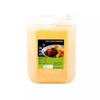 China Large 4.5L Square Plastic HDPE Water Jug Liquid Utility Jug Empty Bottle for sale