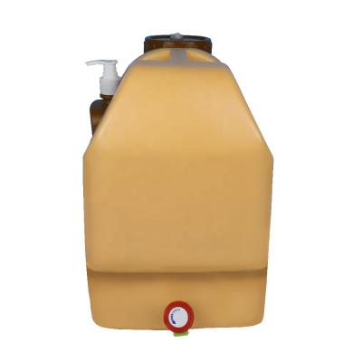 China Rectangular Food Grade PC7 Outdoor Camping Water Tanks Nontoxic for sale