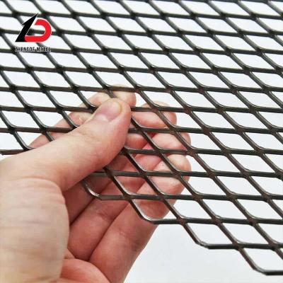 China Customized 304 316 Stainless Steel Expanded Metal Mesh 0.5-3.0mm Thickness for Wall Facade & Industrial Applications for sale