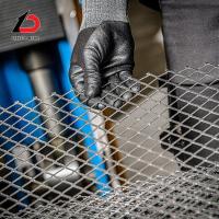China Galvanized Low Carbon Steel Expanded Metal Mesh 0.5-3mm Thickness with Diamond Square Round Hole Patterns for Industrial Applications for sale