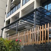 China Luxury Canopy Aluminium Polycarbonate Canopies Awnings Entrance Door Canopies Awnings for sale