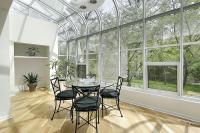 China Curved Glass Roof Sunroom Powder Coated Glass Roofed Sunroom For Easy Installation for sale