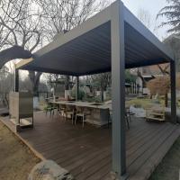 China Customizable Aluminum Patio Pergola Robust Construction For Long-Lasting Enjoyment for sale