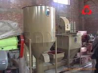 China Compact and Efficient: The Advantages of Small Feed Processing Units for Agribusiness for sale