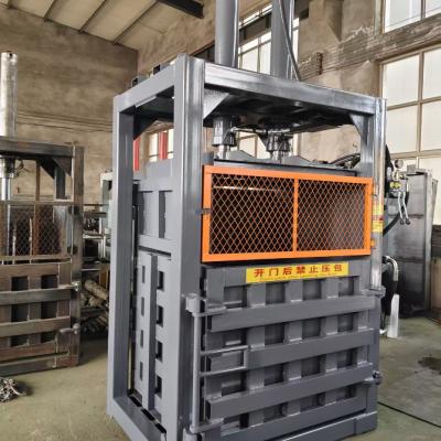 China Scrap Vertical Paper Baler High Compression Density Baler Recycling Machinery 4‑7 T/H for sale