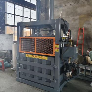 China 40-100 Tons Hydraulic Waste Baler 500-2000 Kg/Hour Capacity Heavy Duty for sale