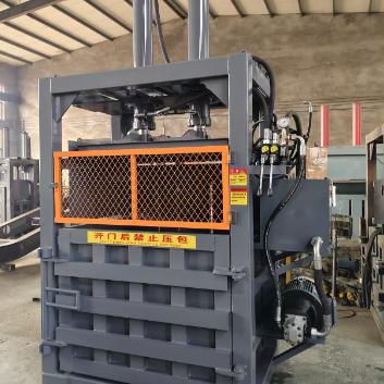 China Horizontal Hydraulic Baler with 60-120 Tons Compression Force and 3-8 Tons/Hour Capacity Offering Semi-Auto or Fully Auto Options for sale