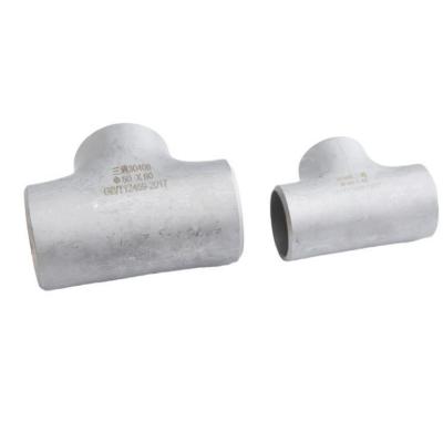 China Painted seamless tee Steel Pipe Fittings  Celsius ensuring fluid transport for sale