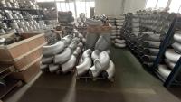 China Diameter 1/2 Inch To 72 Inch Seamless Pipe Fittings Hot Forming Process Schedule 10 To Schedule XXS Wallthickness Options for sale