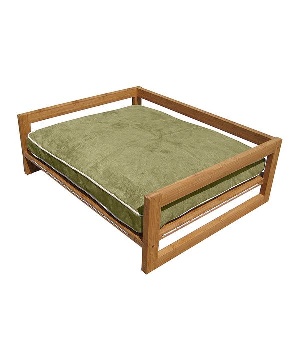 Warm pet bed with bamboo frame