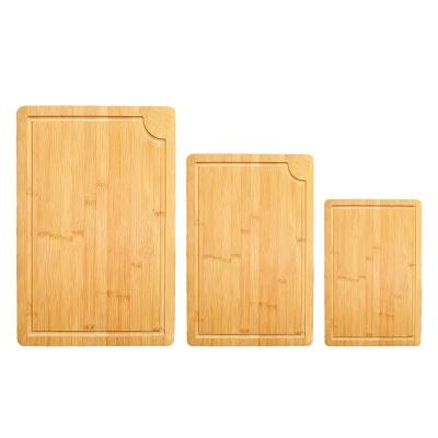 China Versatile Solid Wood Cutting Board Perfect for All Your Kitchen Needs M 30.5*20.3*2.5 for sale