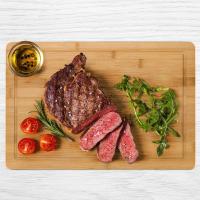China Juice Groove Bamboo Cutting Board Craftsman Design Style and Holiday Selection Support for sale