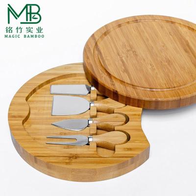 China Multifunctional Bamboo Cheese Deli Cutting Board With 4 Knives For Kitchen for sale