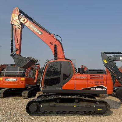 China Full Hydraulic Used Excavator Dealer Doosan DX225LCA Crawler Digger Contractor Equipment for sale