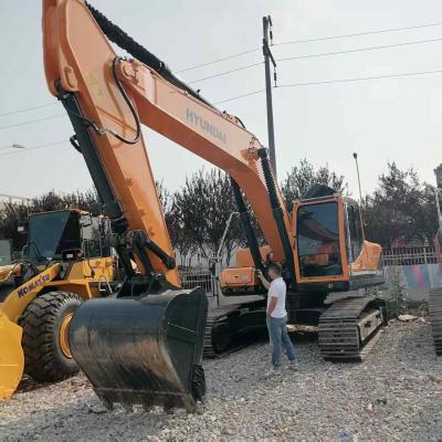 China Heavy Duty Used Hyundai 305LC-9T 30Ton Excavator 1.38CBM Standard Bucket for Stone Mining Land Reclamation Project for sale