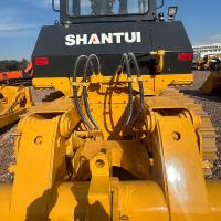 China ODM Shantui Used Bulldozer Crawler Heavy Equipment For Road Construction for sale