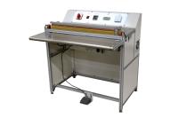 China Thermal Sealing Cut Semi Auto Packing Machine 220V 0.5KW For Boxes for sale