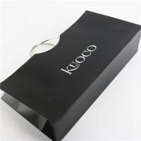 China SGS Personalized Paper Bags Custom Printed Black Luxury Paper Gift Bags With Handles for sale