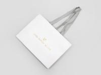 China White Personalized Paper Bags High End Glasses Shopping Paper Bags for sale