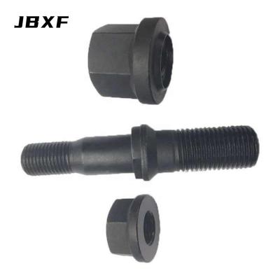 China 200 Nm Torque Spec Truck Wheel Bolt 4 Pieces/ Small Box 1.5mm Thread Pitch For Heavy Duty Trucks And Trailers Strength for sale