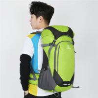 China 64cm Green Waterproof Hiking Backpack 40L Lightweight Travel Backpack for Women for sale