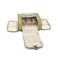 China Heavy Duty Hanging Cosmetic Bag Polyester Travel Toiletry Bag Waterproof 30x20x10cm for sale