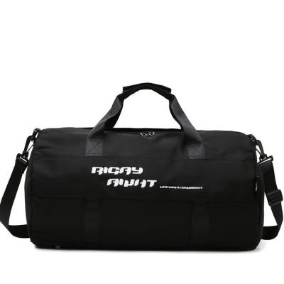 China Nylon Travel Duffle Bag 42x24x24cm Men Gym Bag with Shoe Compartment for sale
