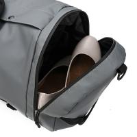 China Waterproof Gym Duffle Bag 40L Men with Shoe Compartment USB Charging Port for sale