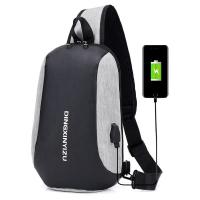 China 4.2L Nylon Sling Bag Crossbody Chest Bag Waterproof 22x10x33cm ODM Custom for sale