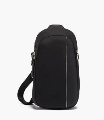 China Waterproof Crossbody Waist Bag 15.5cm x 30.5cm Adjustable Shoulder Strap for Travel Gym for sale