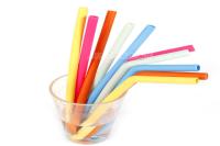 China Customized Logo Food Grade Silicone Straws Soft Texture In Bar Accessories for sale