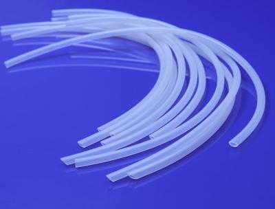 China Smooth Surface Tolerance 0.1mm Flexible Silicone Hose for sale