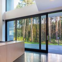 China Energy Saving and Environmental Protection Aluminum Sliding Door with Durable Structural Design for sale
