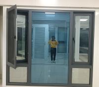 China Customizable Size Aluminum Swing Window with Aluminum Alloy Frame and 10-Year Warranty for sale