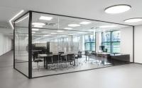 China Modern Design Glass Partition Wall with Modular Systems and Impact-Resistant Film for Enhanced Collaboration for sale