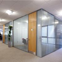 China Customized Dimension Office Glass Partition Wall with 10 Years Warranty for Natural Light Enhancement for sale