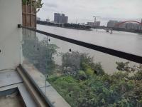 China Frameless Glass Balustrade with 5+ Years Warranty Corrosion Resistant and Durable Aluminum U Channel Glass Railing for sale