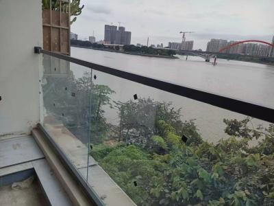 China Frameless Glass Balustrade with 5+ Years Warranty Corrosion Resistant and Durable Aluminum U Channel Glass Railing for sale