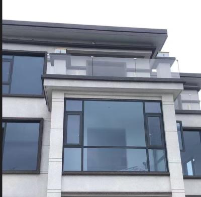 China Customized Size Surface Mounted Aluminum U Channel Glass Railing for Indoor and Outdoor Use for sale