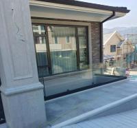 China Customizable Aluminum U Channel Glass Railing with Anti-Rust Anti-Corrosion and Flexible Installation for Modern Outdoor Fences for sale