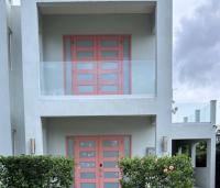 China Frameless Glass Balustrade with 12mm Tempered Glass and Aluminum U Channel for Residential and Commercial Buildings for sale