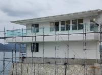 China LED Light U Channel Glass Railing with Safety Protection and Environmental Protection for Modern Designs for sale