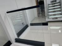 China Aluminum U Channel Glass Railing with 6+6mm and 8+8mm Tempered Glass for 36''/42'' Height Balcony and Deck for sale