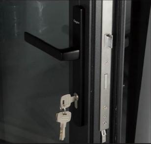 China Modern Aluminum Folding Door with 6m Max Height 1m Max Panel Width and 2.0mm Profile Thickness for sale