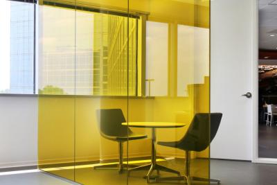 China Frameless Glass Wall with 10 Years Warranty and 8mm or 10mm Tempered Glass for Full View Transparency for sale