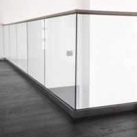 China Modern Design 12mm Toughened Glass U Channel Railing with Five Years Warranty and Weather Resistant Finish for sale